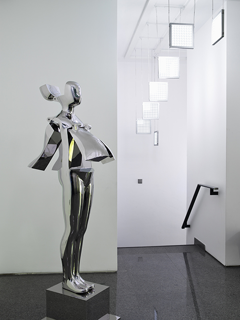 Resim & Heykel ⇠ Eserler ⇠ Borusan Contemporary